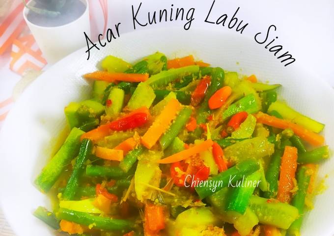 Resep Acar Kuning Labu Siam oleh Chiensyn Kuliner - Cookpad