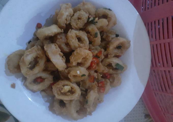 Resep Cumi goreng cabe garam oleh Novi Candra - Cookpad
