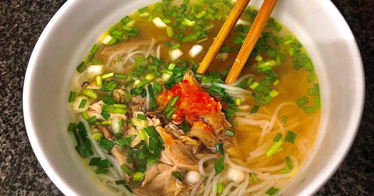 Cách Làm Món Bún Gà Ta Ăn Sáng Cực Nhanh Ngon của Emily Luu - Cookpad