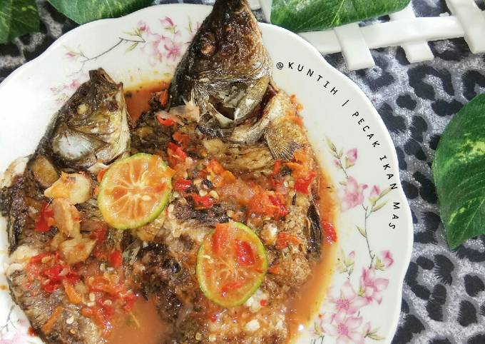Resep Pecak Ikan Mas oleh Kuntum Prihantini - Cookpad