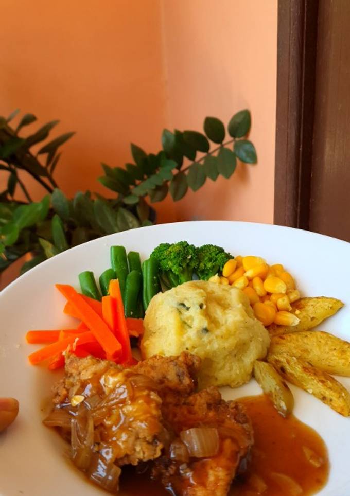 Resep Steak Ayam Saus Jamur dengan Mashed Potato oleh Komang Risma ...