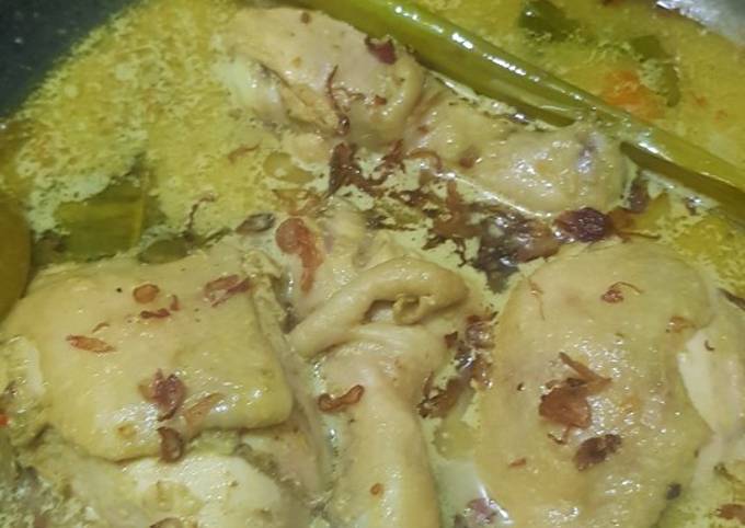 Resep Kari Ayam Pedas oleh Ranti Teranita - Cookpad