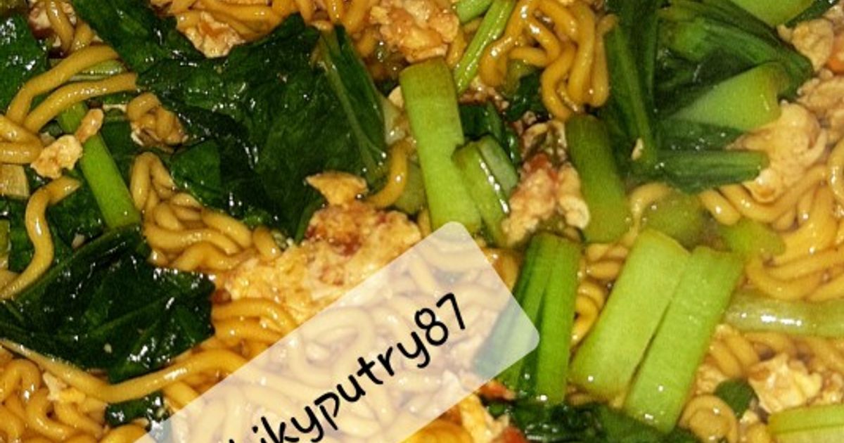 Resep Mie Goreng Nyemek Haucek oleh Mrs. Surya - Cookpad