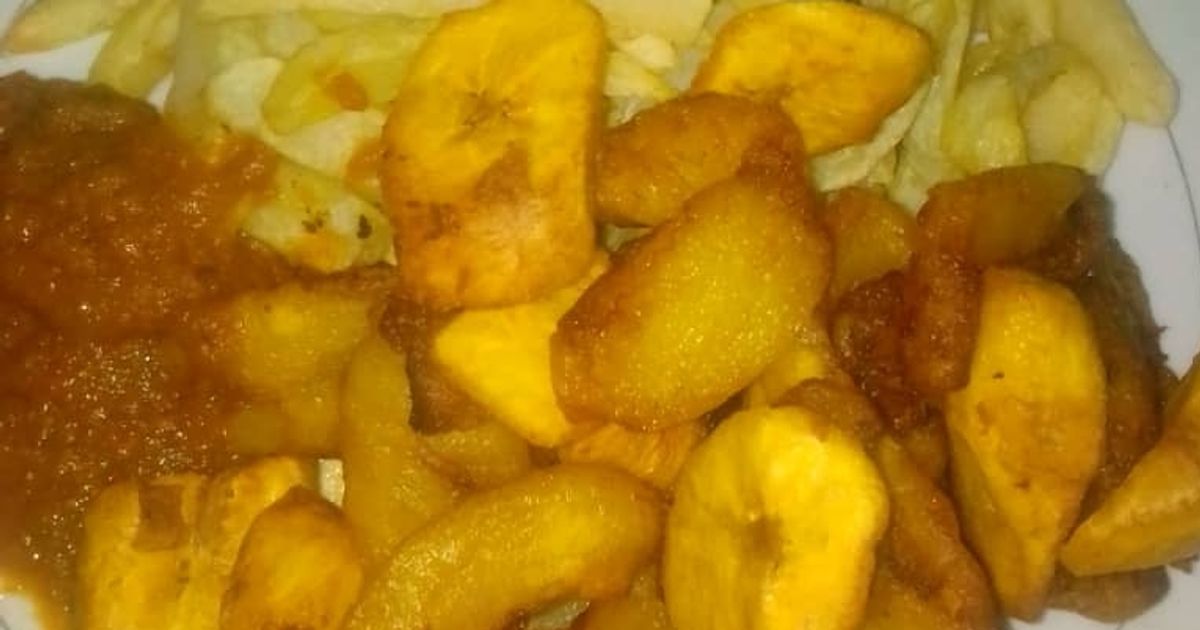 Fried Potatoes And Plantain Recipe by Sweet And Spices Corner - Cookpad