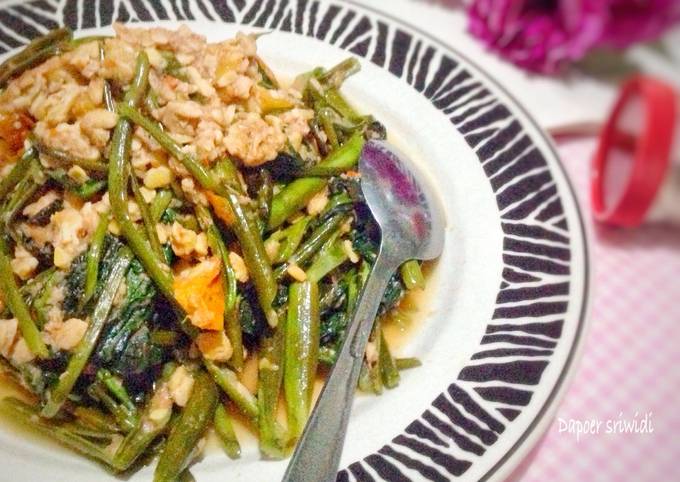Resep Cobek kangkung oleh Dapoer sriwidi - Cookpad