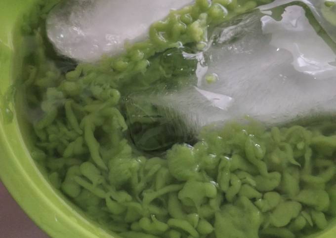 Resep Dawet Pandan Asli oleh Cahyani Puji - Cookpad