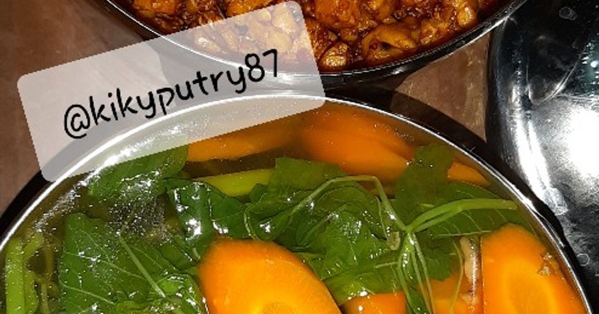 Resep Sayur Bayam Wortel Dan Orek Tempe Basah oleh Mrs. Surya - Cookpad