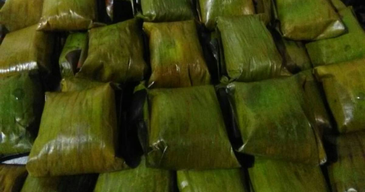Resep Nagasari / pais pisang oleh putriainun - Cookpad