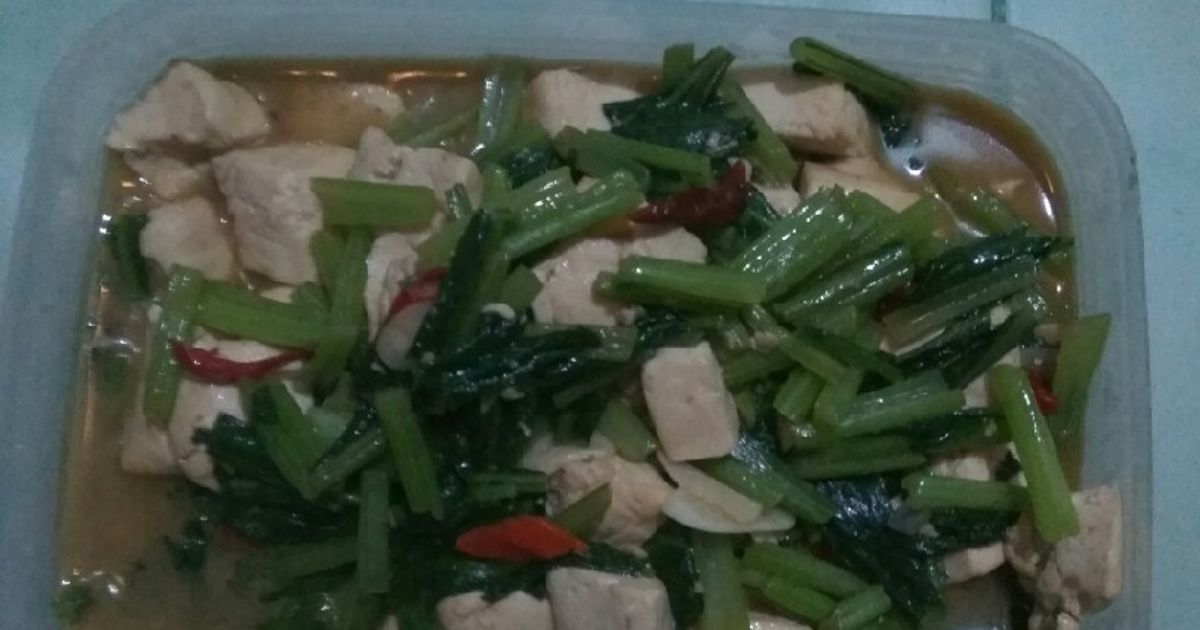 Resep Tumis Sawi Hijau Dan Tahu Saos Tiram oleh Mini - Cookpad