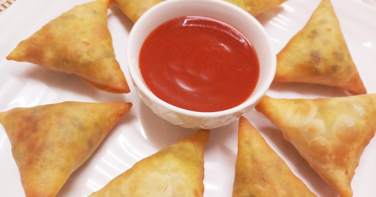 Chinese Samosa Recipe by Mital Viramgama - Cookpad