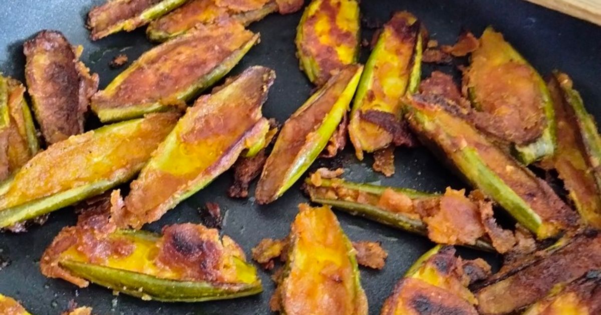Potolo Pithu Bhaja Recipe by Epseeta Panigrahi - Cookpad