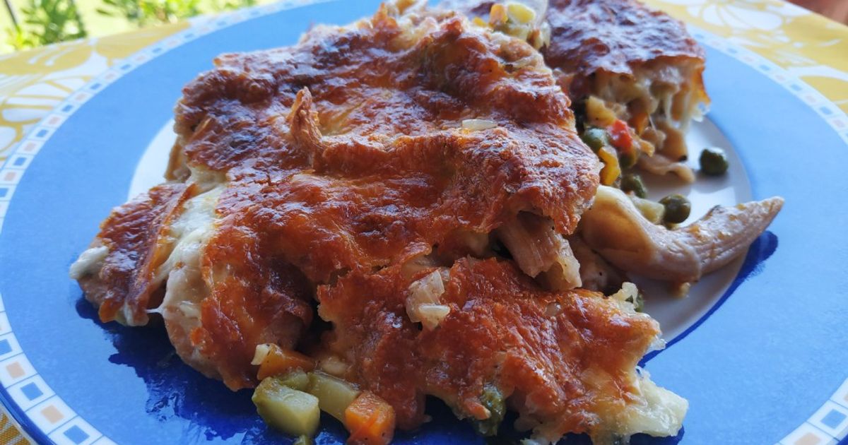 Πένες ολικής με λουκάνικο κοτόπουλο και λαχανικά στο φούρνο Συνταγή από ...