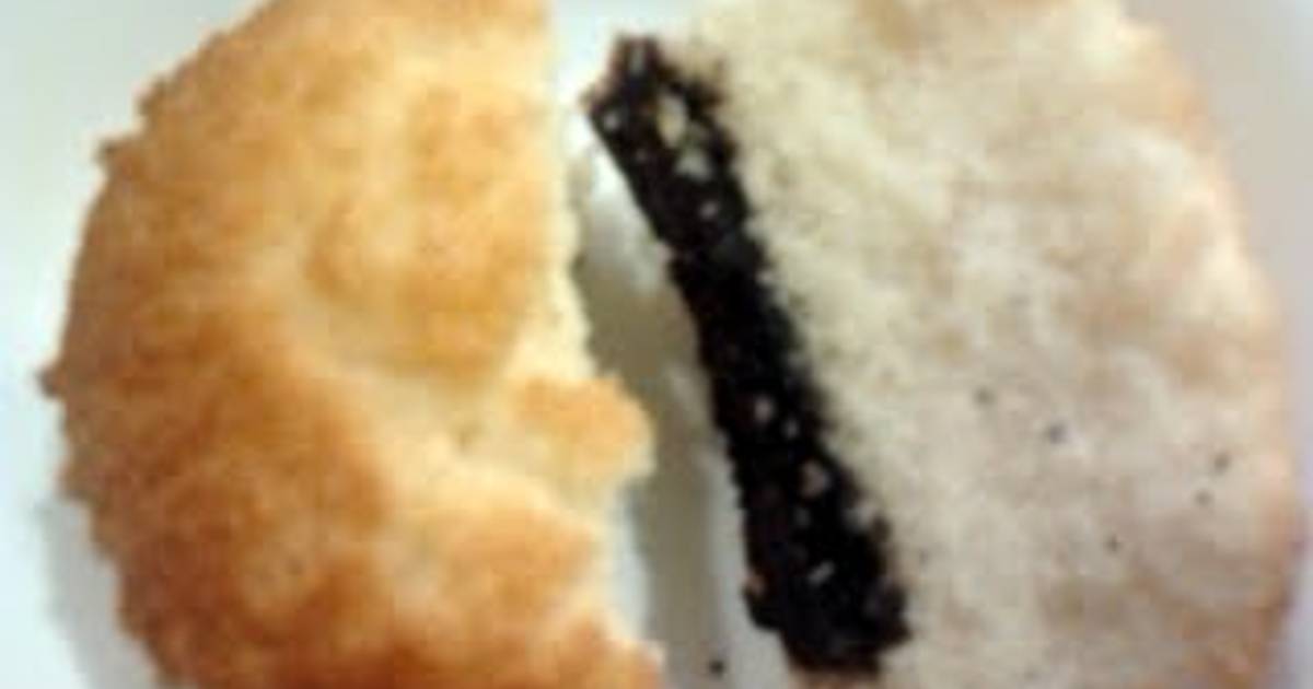 A's Oreo Bottom Cupcakes Recipe by Ashley) - Cookpad