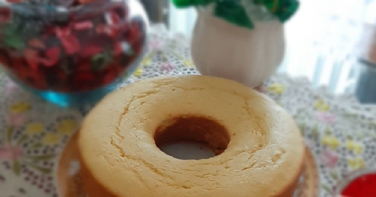 Resep bolu tape keju empuk rumahan enak dan mudah - Cookpad