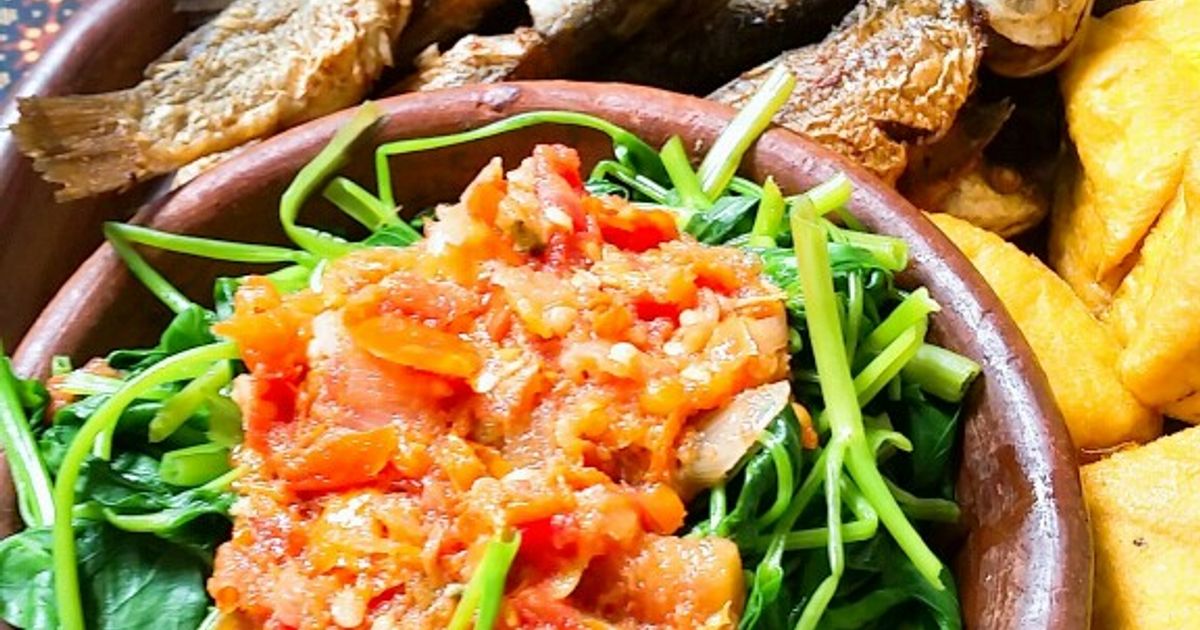 Resep Plecing Kangkung oleh Rini Damayanti (Aqeesha's Kitchen) - Cookpad