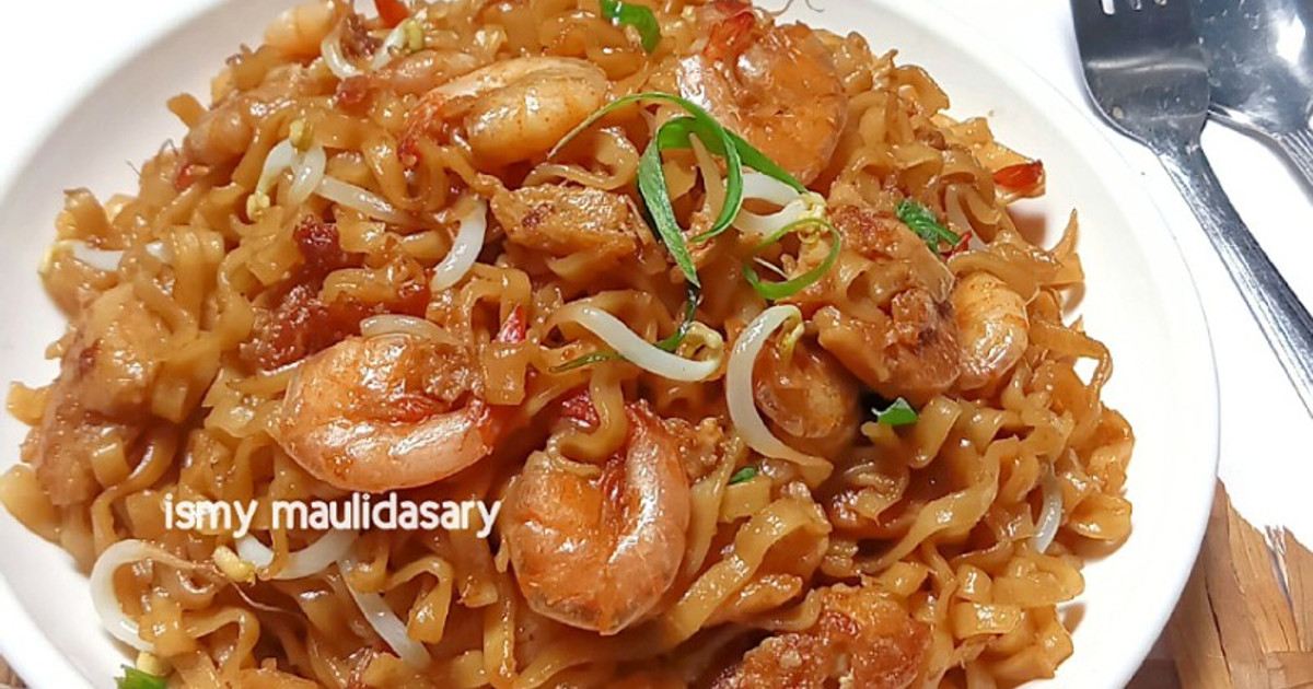 Resep Mie Goreng Ala Solaria oleh Ismy Maulidasary - Cookpad