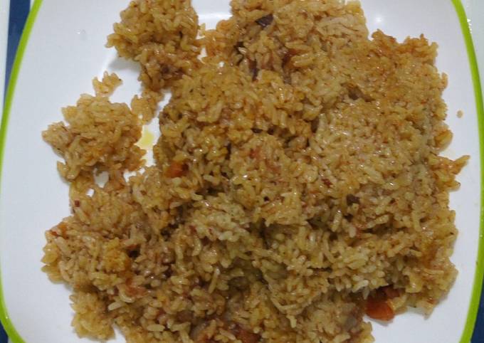 Jellof rice Recipe by Perpetual onyejelem - Cookpad