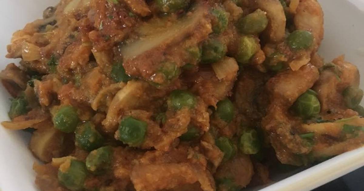 Mutter Mushroom Recipe by Anjali Mukherjee - Cookpad