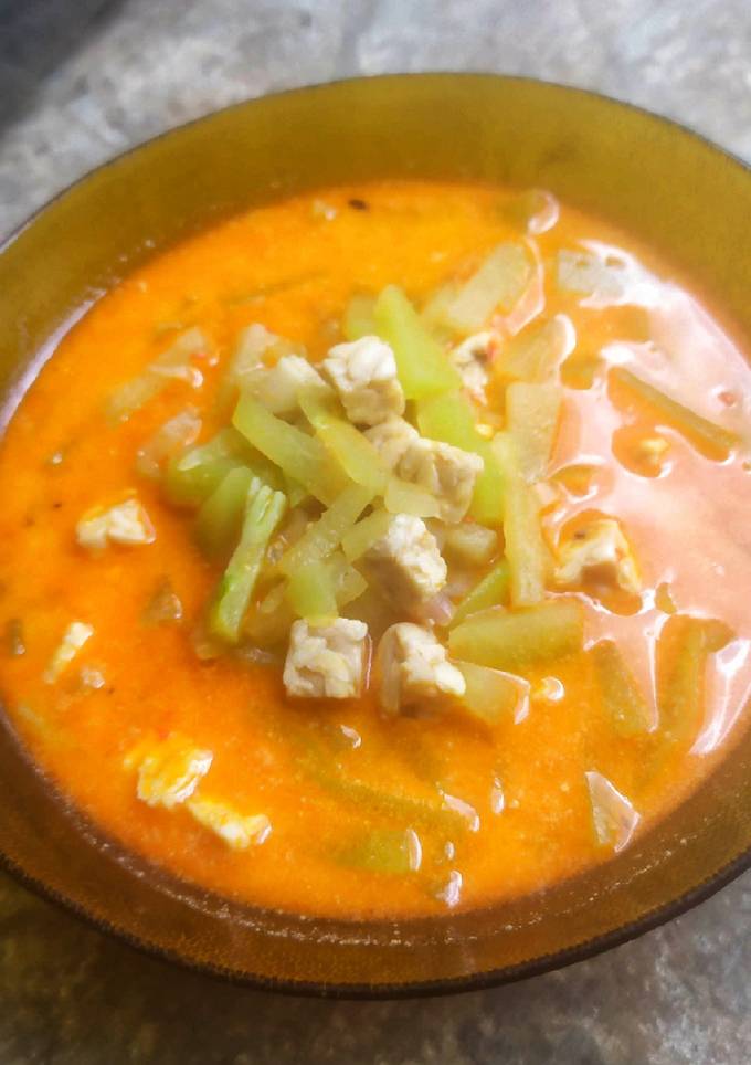 Resep Labu Siam Tempe Masak Santan oleh Mama Rara - Cookpad