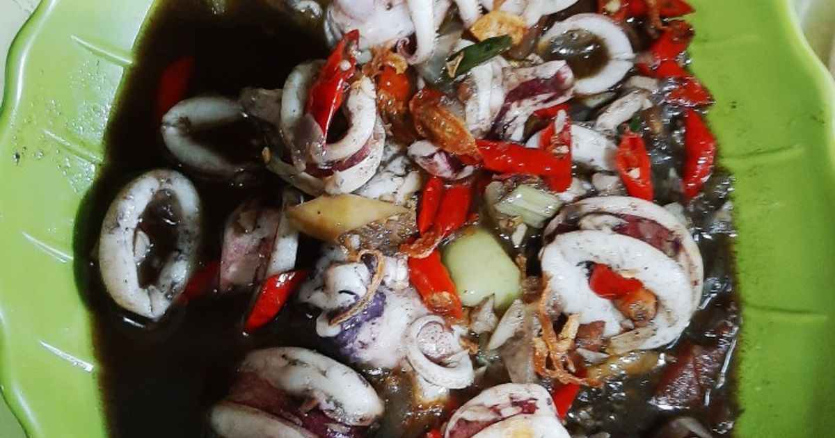 Resep Cumi Item Pedes oleh Bunkenn's Kitchen - Cookpad