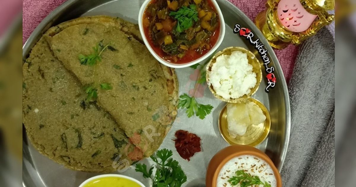 Sheth Shraddha S💞R દ્વારા રેસીપી મેથી લસણ ના રોટલા (Methi Lasan Thepla ...