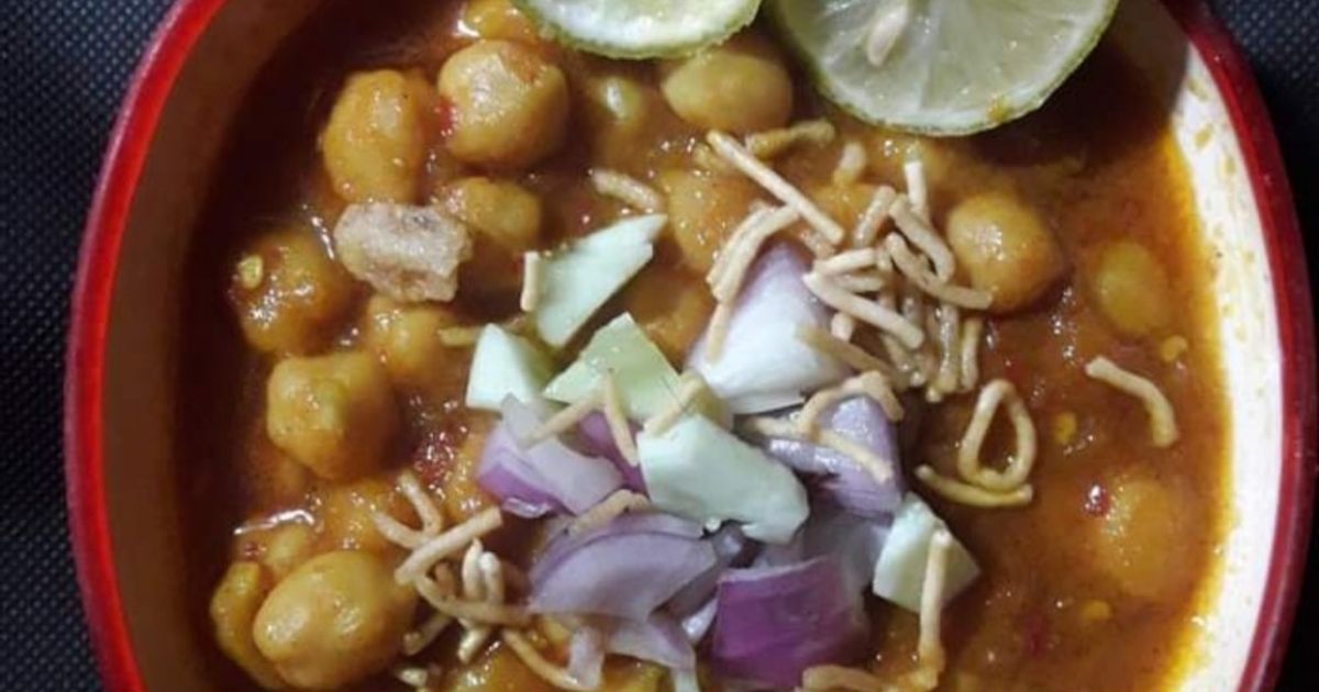 Punjabi Kabuli Chana Masala Recipe by Barnali Debdas - Cookpad