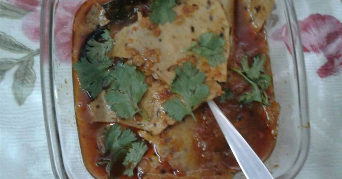 Masala papad curry Recipe by Rita Mehta ( Executive chef ) - Cookpad