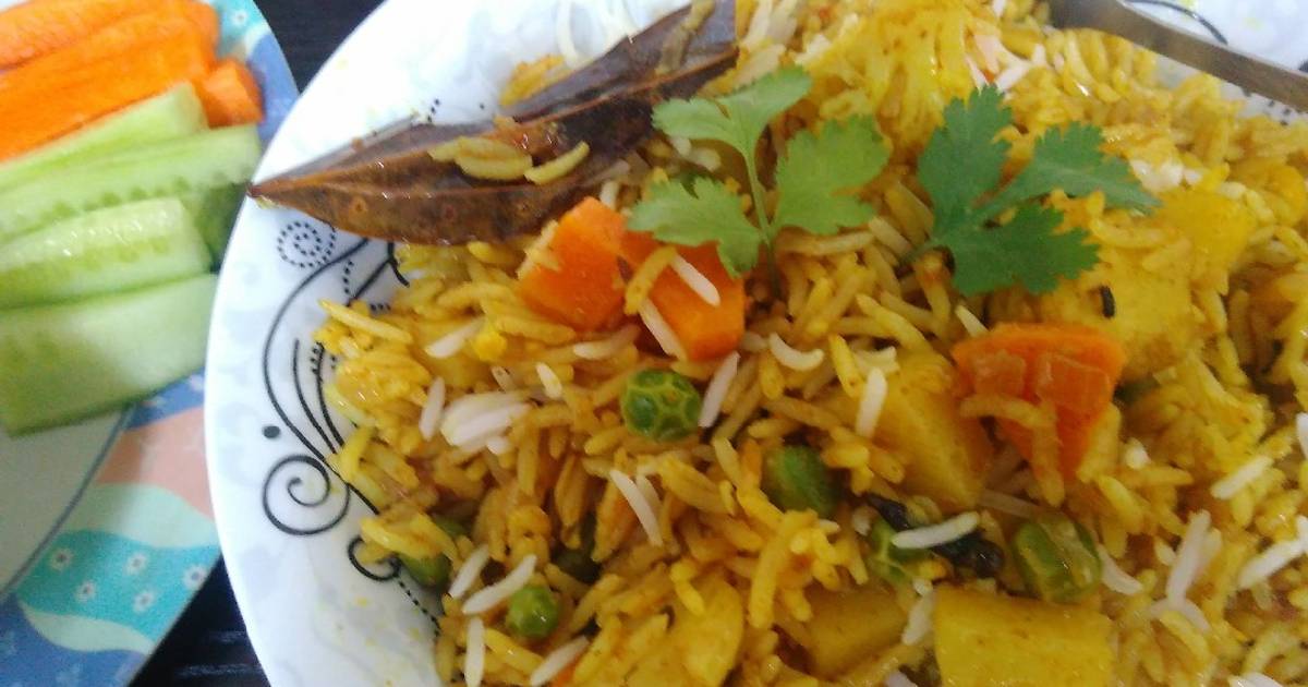 Taihari Recipe by Neelam Singh - Cookpad