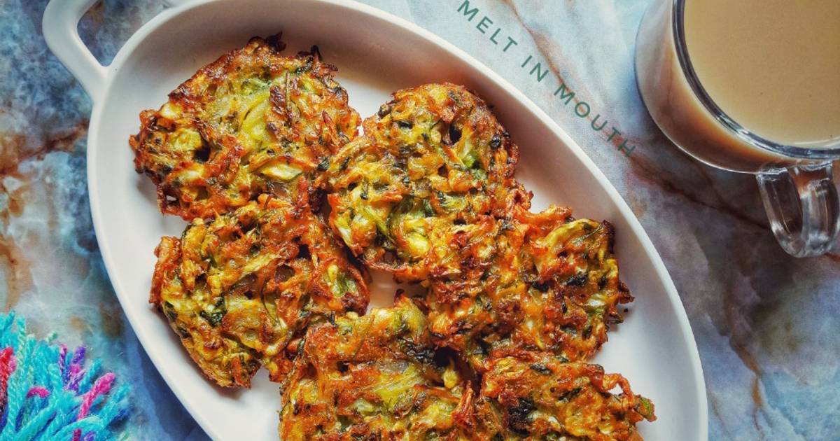 Shampa Banerjee দ্বারা বাঁধাকপির বড়া (Cabbage pakora recipe in bengali ...