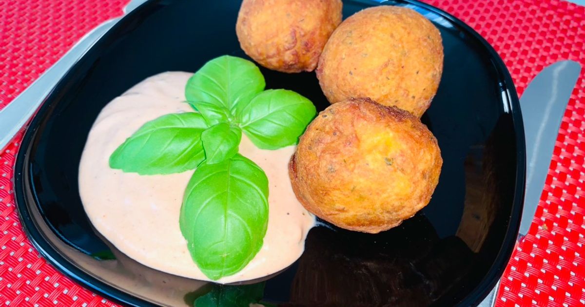 20 egyszerű és finom virsli bundában recept - Cookpad receptek