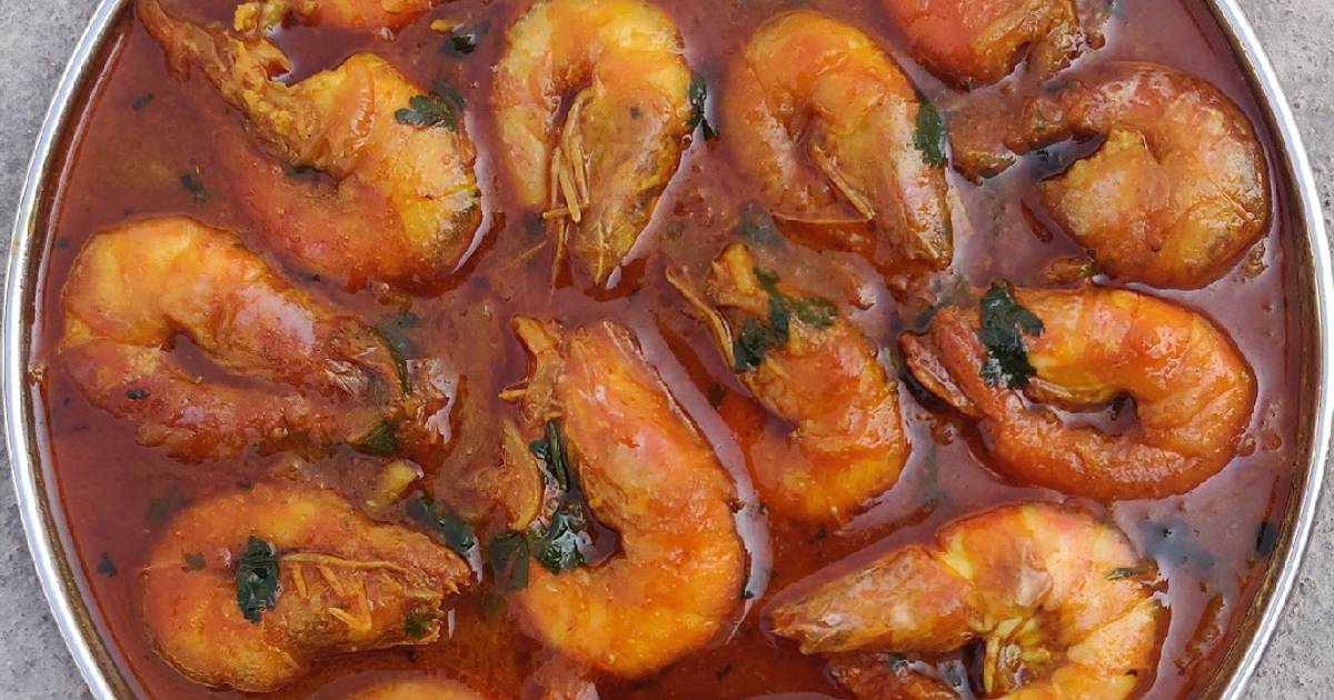Prawn curry Recipe by The Foodie With The Book - Cookpad