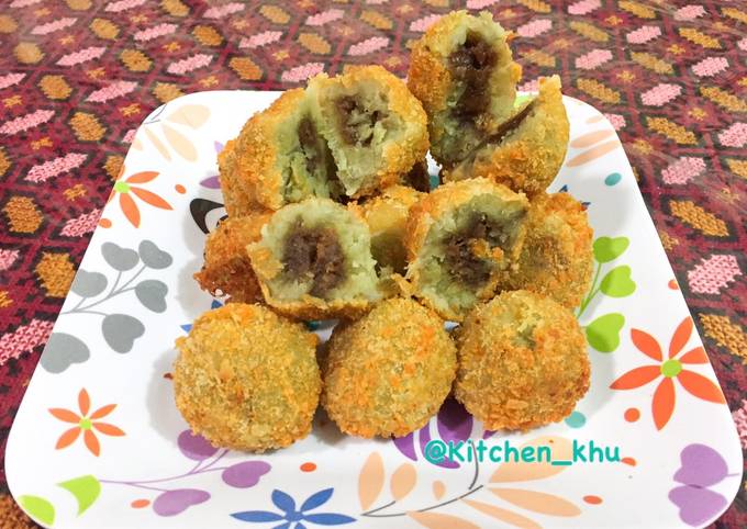 Resep Bola-bola Ubi oleh Kitchen_Khu - Cookpad