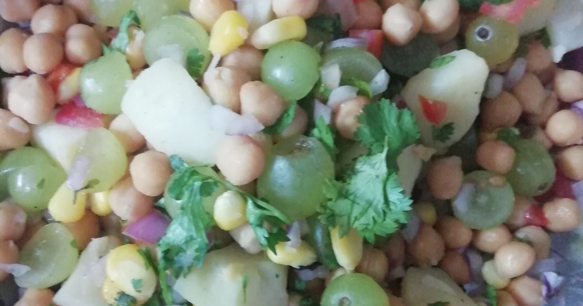 Fruit Chana Chat Recipe by Sonu Mehta - Cookpad