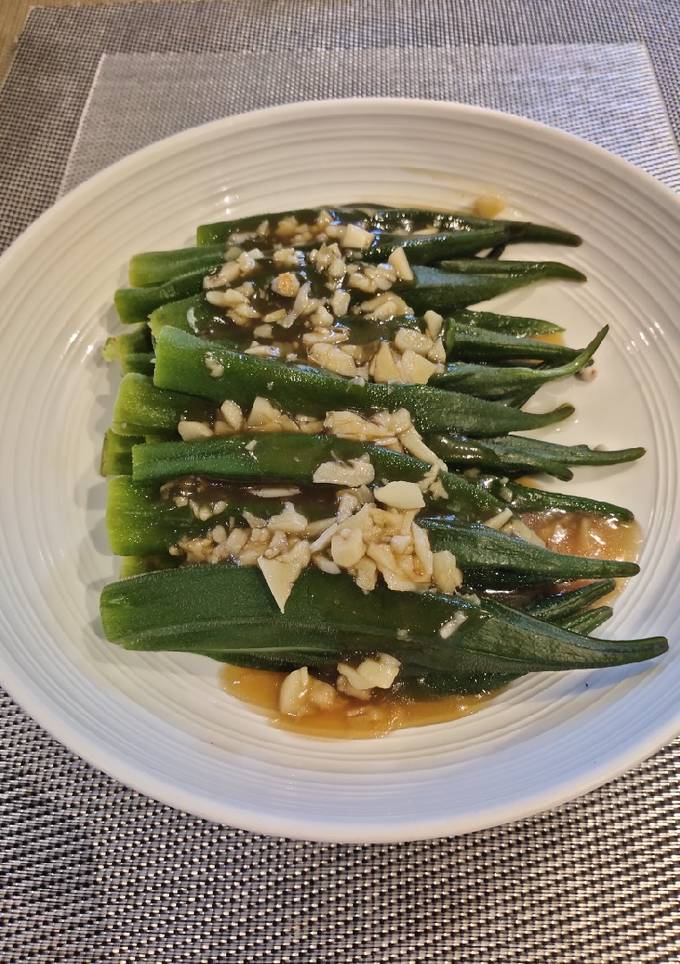 Steamed Okra Recipe by Meme - Cookpad