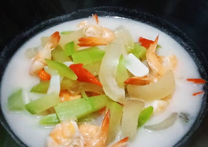 Resep Sayur labu siam dg cecek & udang oleh Dwitiarina Kristiti - Cookpad
