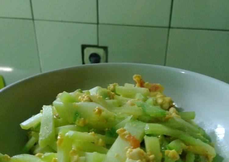 Resep Tumis labu siam oleh MiraAulia - Cookpad