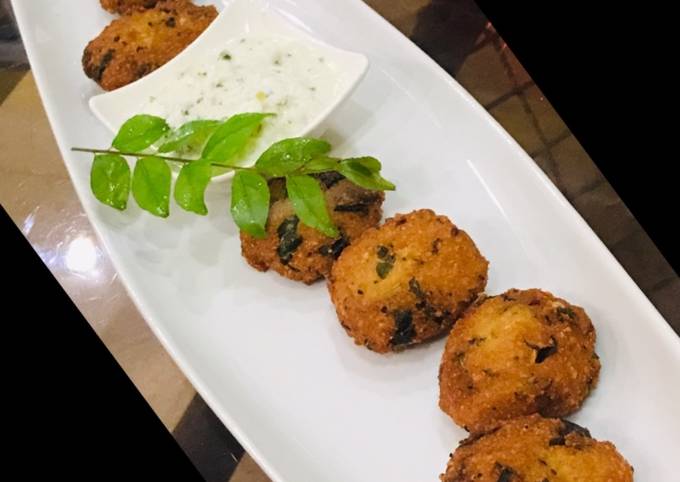 Whosayna’s Moth Daal Bhajia Recipe by Husseina Nazir - Cookpad