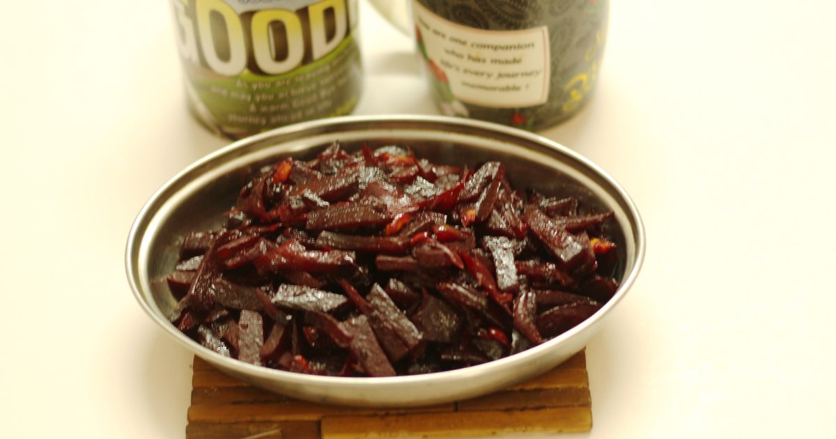 Beetroot Fingers Saute A.K.A Mezhukupuratti Recipe by crazyandcooking ...