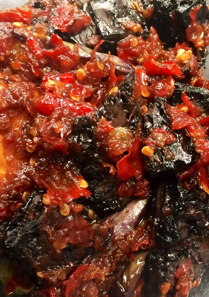 Resep Darah Ayam terong sambal merah oleh CHA - Cookpad