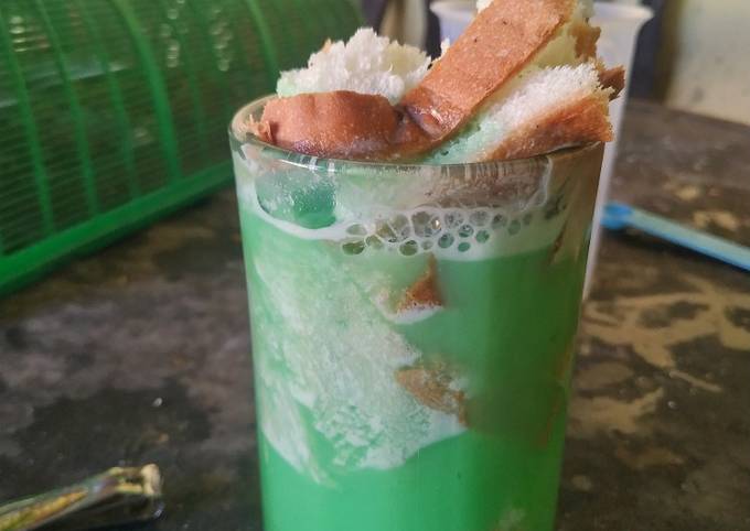 Resep Wedang roti tawar oleh Saluna Mahira - Cookpad