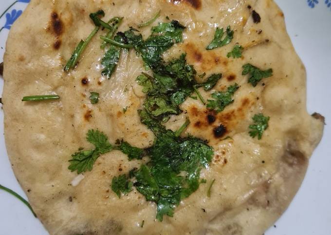 Aloo Stuffed Kulcha Recipe by Jyoti Shashank Tiwari - Cookpad