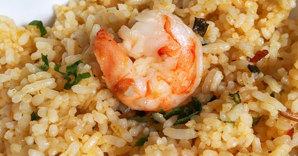 Resep Nasi Goreng Udang Sambal Roa oleh ainun kurnia - Cookpad