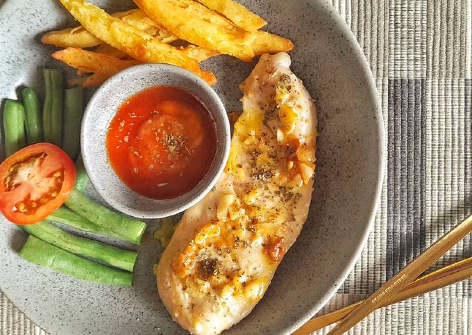 Resep Steak Dada Ayam oleh Yuanisa Pardi - Cookpad