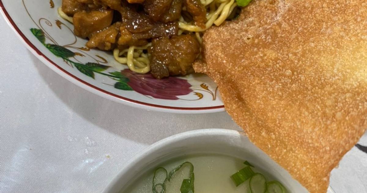 Resep Mie ayam kampung oleh Mama kekey - Cookpad