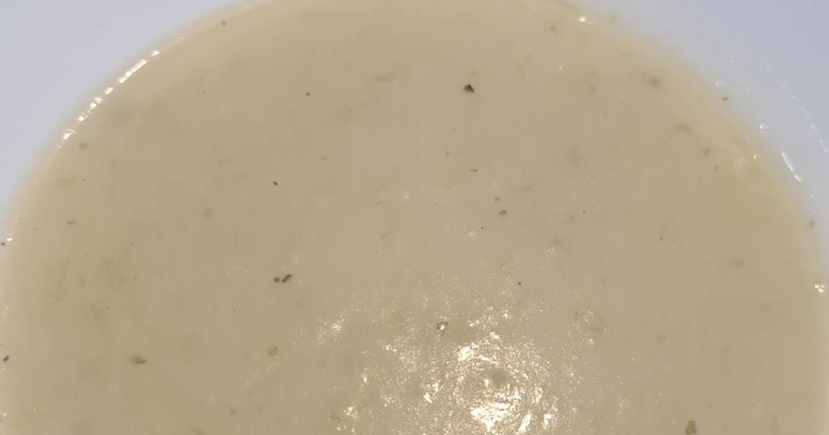 Sopa de papa con apio Receta de Sofi Ruiz- Cookpad