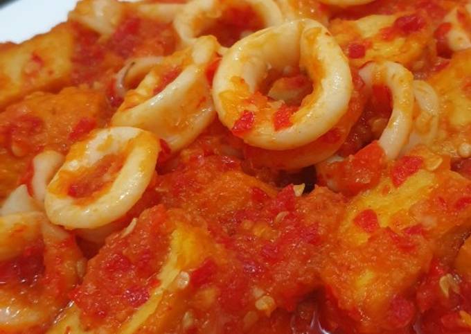 Resep Balado Cumi feat. Tahu oleh esti aditya - Cookpad