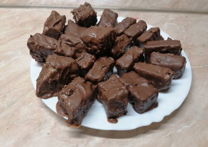 Házi bounty csoki 🍫 🥰 | Farkas Lány receptje - Cookpad receptek