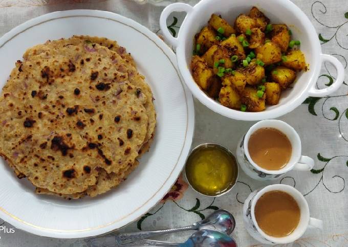 अंगाकर रोटी और जीरा आलू (Angakar roti aur jeera aloo recipe in hindi ...