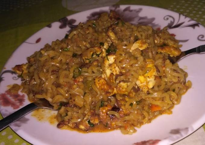 Egg maggi Recipe by Subhradeep Chakraborty - Cookpad