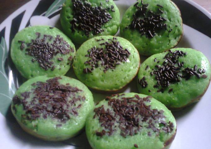 Resep Pukis Pandan oleh Heny Rosita - Cookpad
